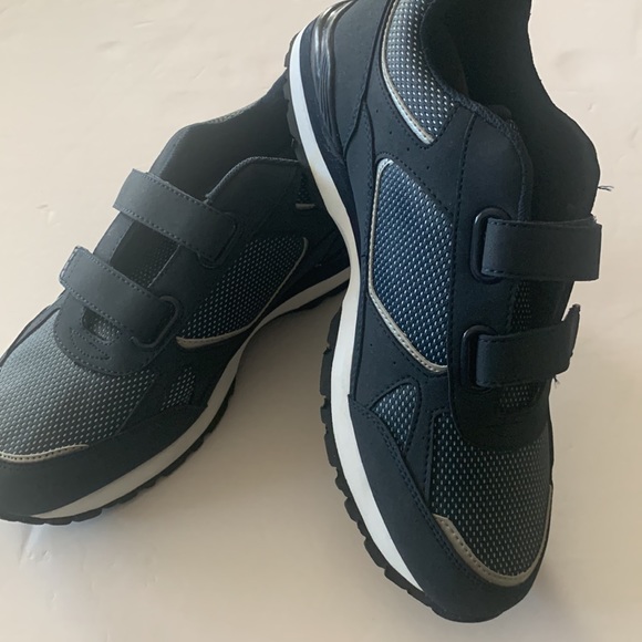 EZ Strider | Shoes | Euc Mens Ez Strider Ultrazorb Athletics Walking ...
